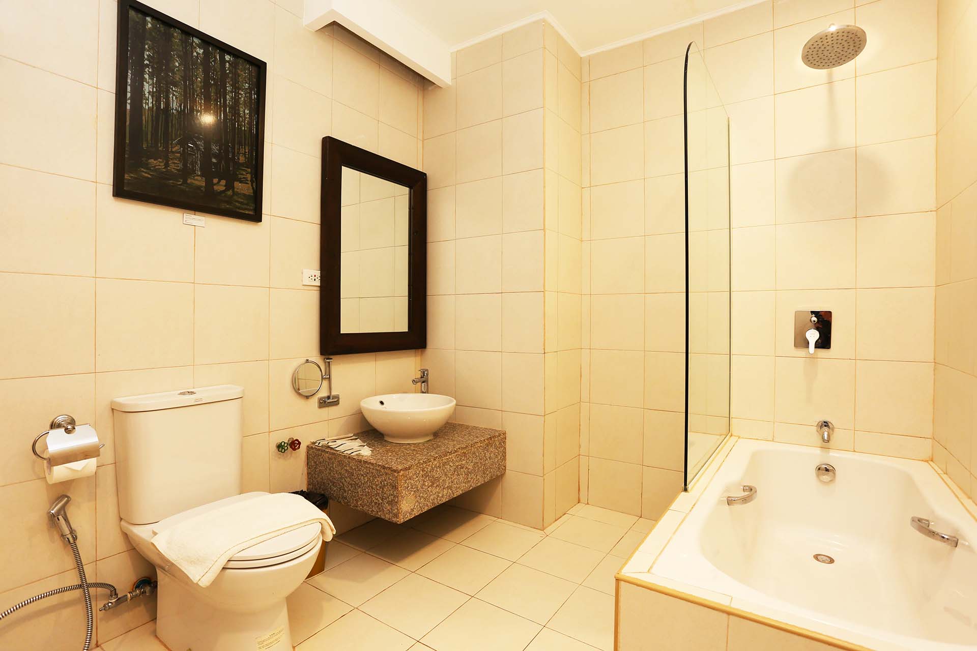 PWD Deluxe Suite | Palm Grass The Cebu Heritage Hotel